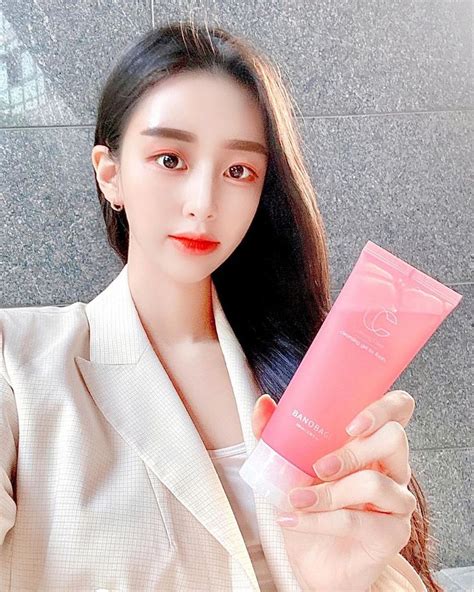 Sữa rửa mặt Banobagi Calming Care Cleansing Gel