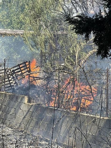Modica I Fuochi Dartificio Causano Fiamme Nella Collina DellItria