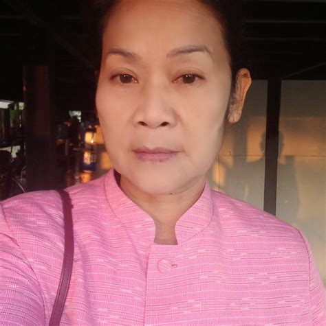 อากาศยามเช้าหนาวๆค่ะหมอกลงหนาอยู่ค่ะเย็นๆ Alดันขื้นหน้าฟีต หนูพิน วง