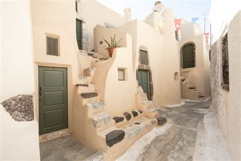 ΕΜΠΟΡΕΙΟ ΣΑΝΤΟΡΙΝΗΣ Marvelous Travel