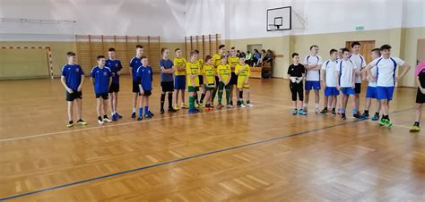 Piłkarze z SP 3 mistrzami Wąbrzeźno oficjalna strona miasta