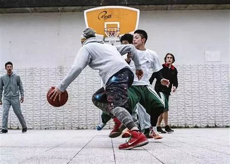 改变突破的重心就能够过人吗明白这点很重要