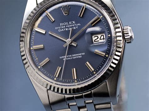 Koen Van Heest Bankzitters Draagt Neppe Rolex Roddelpraat