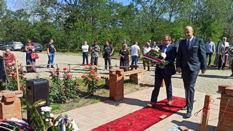 Potomci ratnika Gvozdenog puka i Mačvana na Limanskoj adi u Badovincima