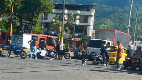 Lo que parecía un accidente entre un ciclista y un motociclista terminó en otra historia