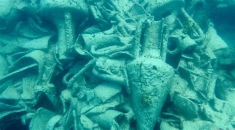 مصر اكتشاف بقايا سفينة غارقة منذ القرن الثالث قبل الميلاد سياسة