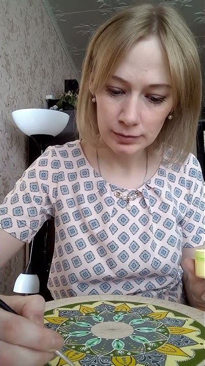 Расписываем панно Youtube