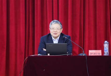 校党委书记罗嗣海深入师生讲专题党课 南昌大学