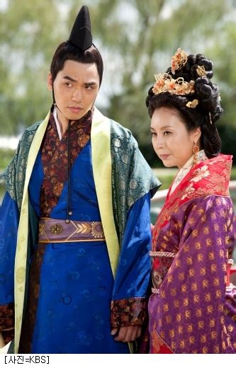 근초고왕 김태훈 영화 아저씨 마초형사였네~