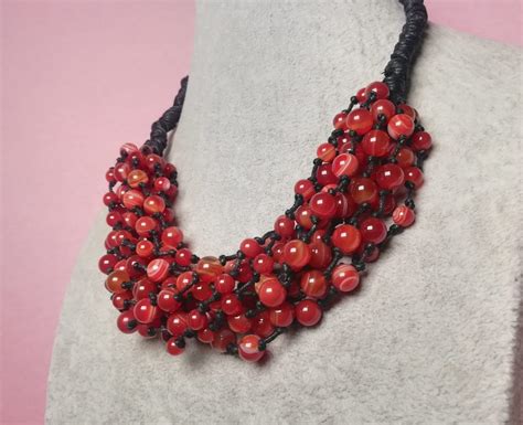 Collana Multifilo Con Pietre Dure Di Corniola E Cordino Nero Bijou Artigianale Da Donna