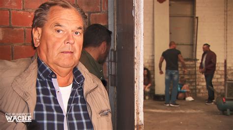 Die Ruhrpottwache Staffel 2019 Folge 12 Hier Spielt Die Musik
