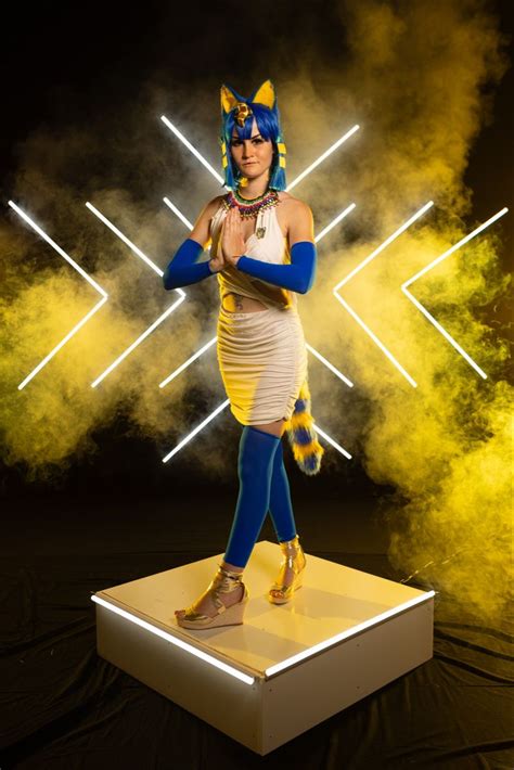 Elegant Ankha Cosplay