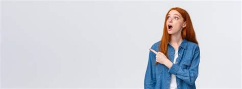 Premium Photo Waistup Portrait Amazed Speechless Pretty Redhead