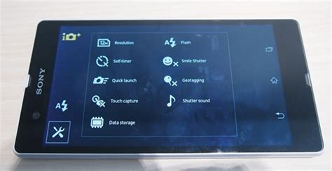 Hands On Sony Xperia Z HardwareZone Com Sg