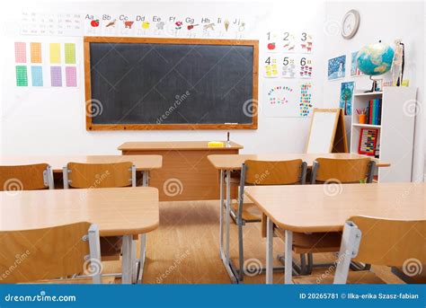 Empty Class Room Stock Image Image Of Clean Board Class 20265781