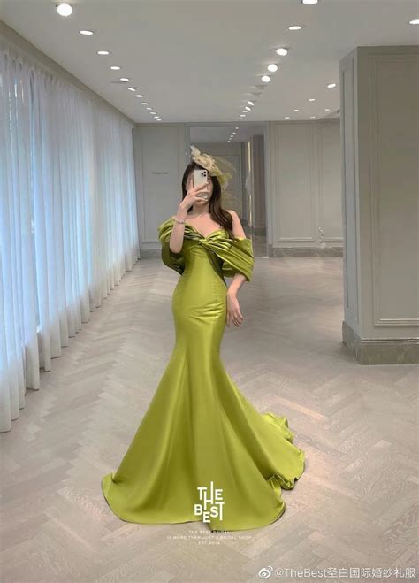 【𝗧𝗛𝗘𝗕𝗘𝗦𝗧圣白·试纱】 𝐷𝑟𝑒𝑠𝑠 𝑏𝑦beyond 2022 微博：thebest圣白国际婚纱礼服 Cô Dâu