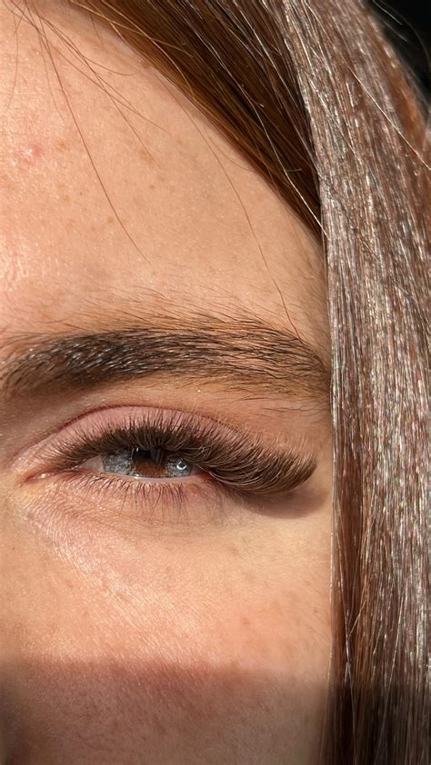 ‎خدمات تخصصی پوست و مژه‎ ‎مژه اسپایکی رنگی زیبا 🌈 امیدوارم دوست داشته