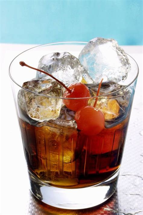 Easy Summer Cocktail Recipes You Can Make At Home Summer Cocktail