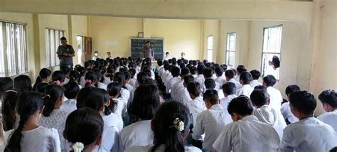 ဒေးဒရဲမြို့၌ လူငယ်ရေးရာ အသိပညာပေး ဟောပြောပွဲနှင့် အားကစားပစ္စည်းမ