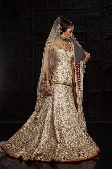 Foto Art By Sami Irani Indian Bridal Dress Indian Wed