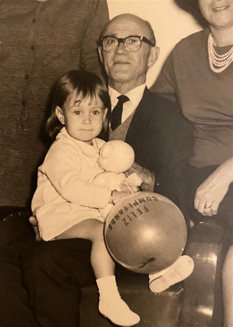 Matilda Blanco Recuerdo el llanto y ese abrazo fuerte que papá me dio la noche que se lo