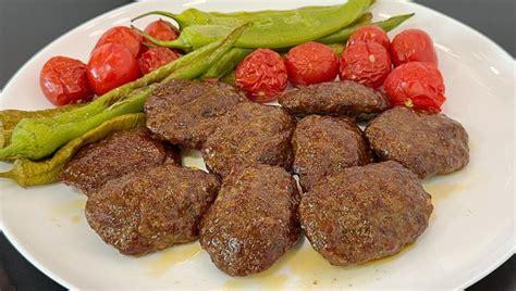 Köfte Yapıyorum Ama Bir Türlü Lezzetli Olmuyor Diyenlere Köfte Tarifi