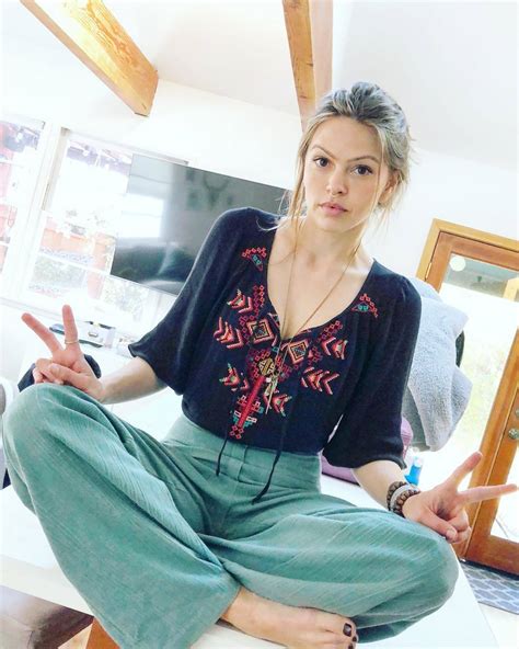 Aimee Teegarden S Feet