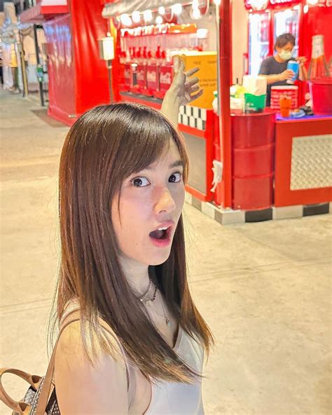 Robert ลงรูปสิ่ง สวยๆงามๆ ถูกใจก็กด On Twitter เก๋ไก๋ สวยใส วัยรุ่นชอบ