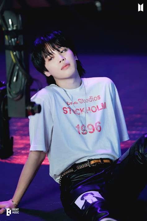 Prestasi Debut Solo Jimin BTS No 1 Di Billboard Hot 100