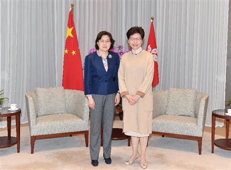 行政長官與中華全國婦女聯合會副主席會面（附圖）