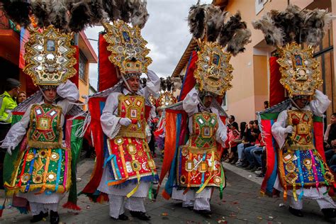 Costumbres Y Tradiciones De Los Mestizos