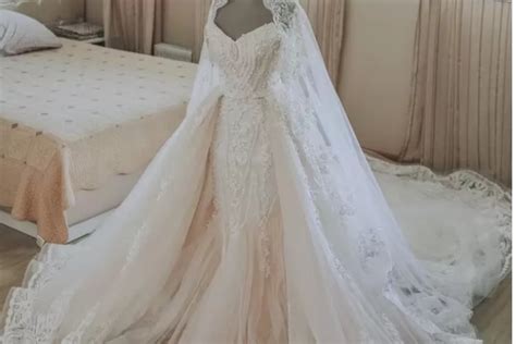 Simak 4 Inspirasi Gaun Pengantin Hijab Mewah Yang Bikin Kamu Makin