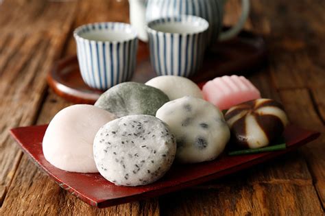 和菓子の種類は3つに分けられる！干菓子から生菓子まで特徴を徹底解説 ふるなび公式ブログ ふるさと納税discovery