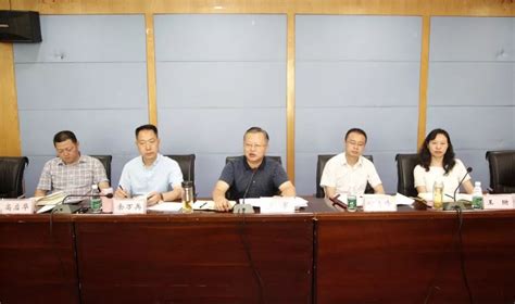 力戒二线思想保持一线状态东区召开退出领导岗位干部座谈会 搜狐大视野 搜狐新闻