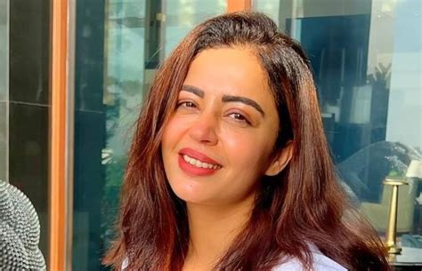 Neha Pendse Biographywiki Age Height Career Photos And More