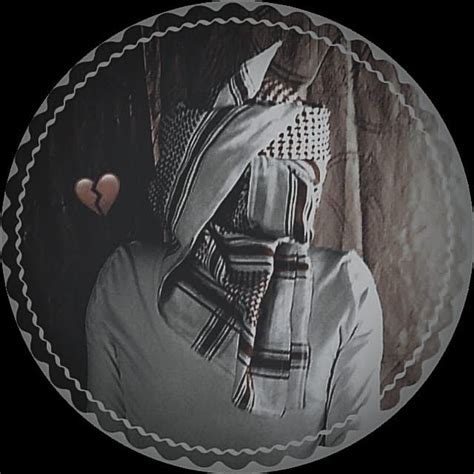 صور حزينه شباب 2025