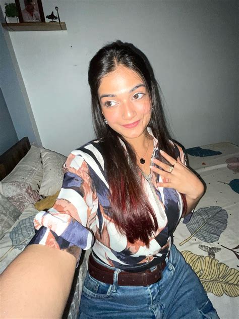 Ayushi Singh Ayushi Parihar • Instagram Photos And Videos
