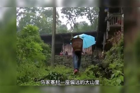 12岁女孩用稚嫩的肩膀撑起一个家！懂事的孩子让人心疼