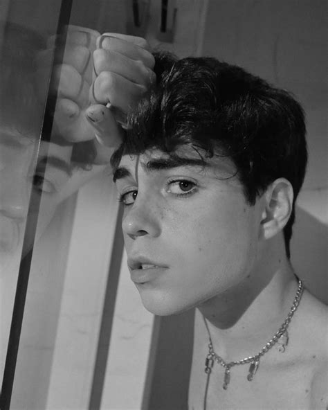 Benji Krol New Photoshoot 2021 Novios Celebridades Chicas