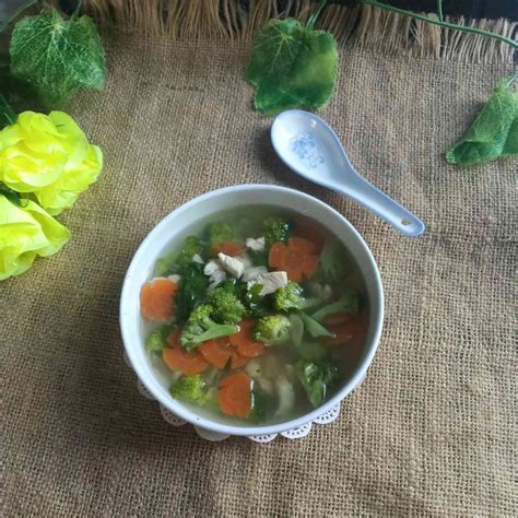 Resep Sup Ayam Brokoli Wortel Sederhana Rumahan Di Yummy App