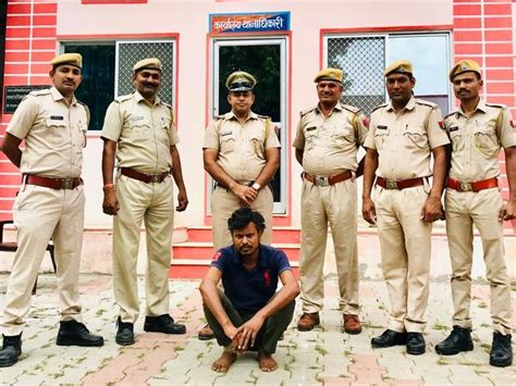 Kheroda Police Station Raided And Caught The Landlord Destroyed 120