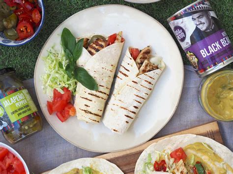 Tortilla z grillowanym kurczakiem Jakub Kuroń