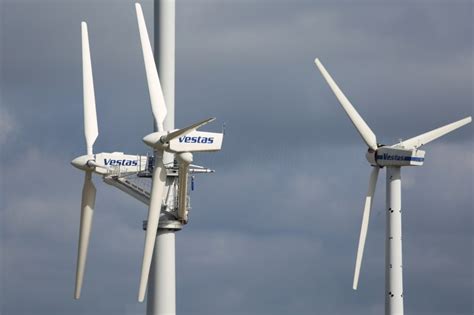 Vestas Wind Systems As 4x Vestas V29 225kw Multi Rotor Concept 900