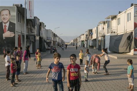 Syrian Refugees In Turkey A Problem That Cannot Be Wished Away Al
