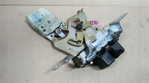 NISSAN PATHFINDER R51 ZAMEK SZYBY KLAPY - 7788011709 - oficjalne ...