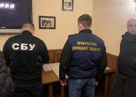 Депутата райради у Волновасі затримали на хабарі в 25 тисяч гривень