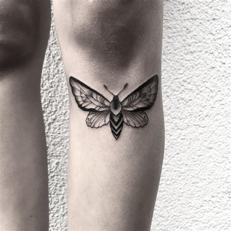 Carolin Walch Knee Tattoo Moth Tattoo Tattoos