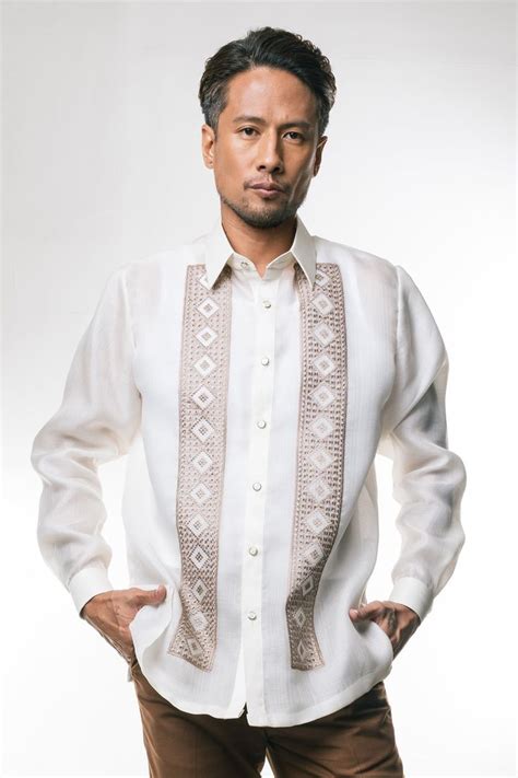 Mateo Mens Barong Tagalog Ivory Barong Tagalog Cocoon Silk Barong