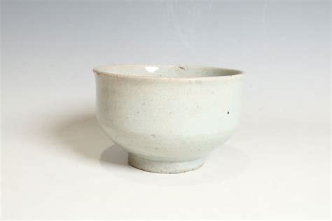 【やや傷や汚れあり】朝鮮古陶磁器 李朝 堅手 茶碗 李朝時代（r478）の落札情報詳細 ヤフオク落札価格検索 オークフリー