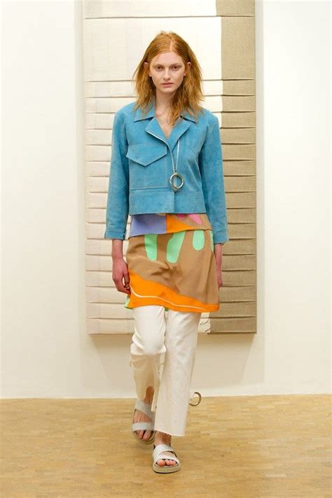 Mirella Bee Pattern Pollinating Visionist Ready To Wear Fashion